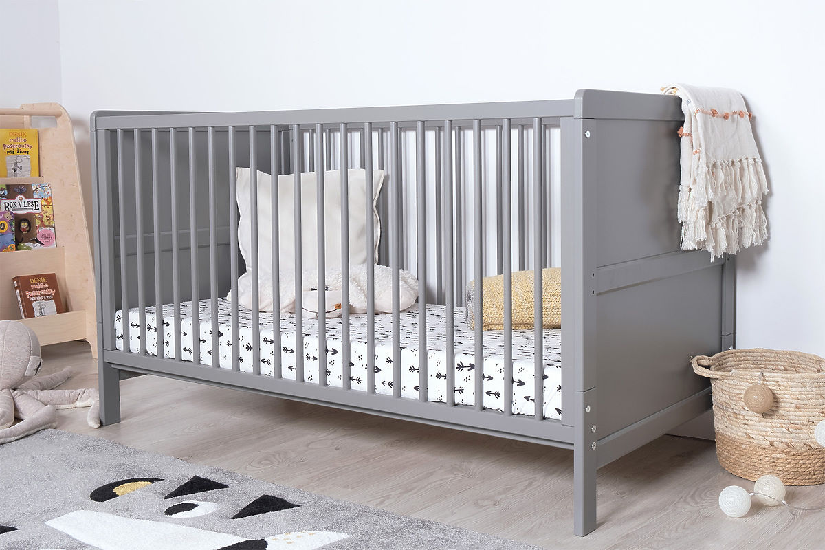 Rastúca postieľka William sivá - Drevené postieľky - babynabytek.sk